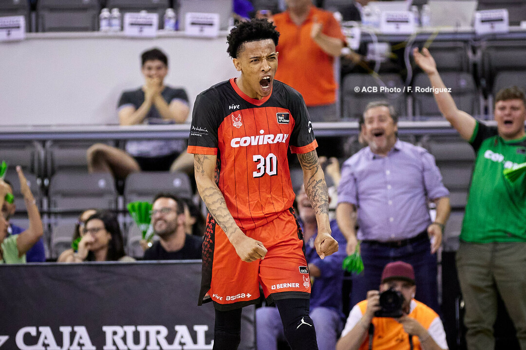 LA LARGA TRAVESÍA DE JOE THOMASSON - Endesa Basket Lover